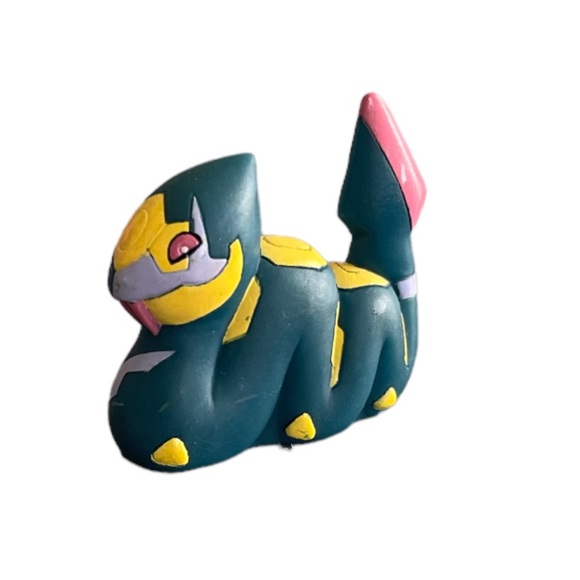 Pokemon | Toys | Pokemon Kids Finger Puppet Figure Seviper Vinyl Toy ...